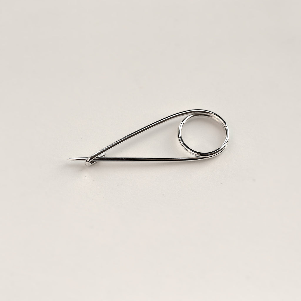 SAFETY PIN BROOCH – MIRTA jewelry